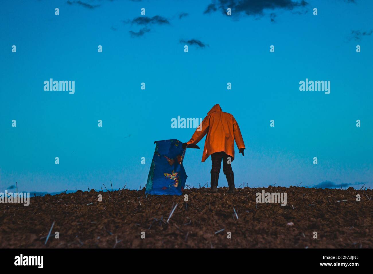 Natural surrealism hi-res stock photography and images - Alamy