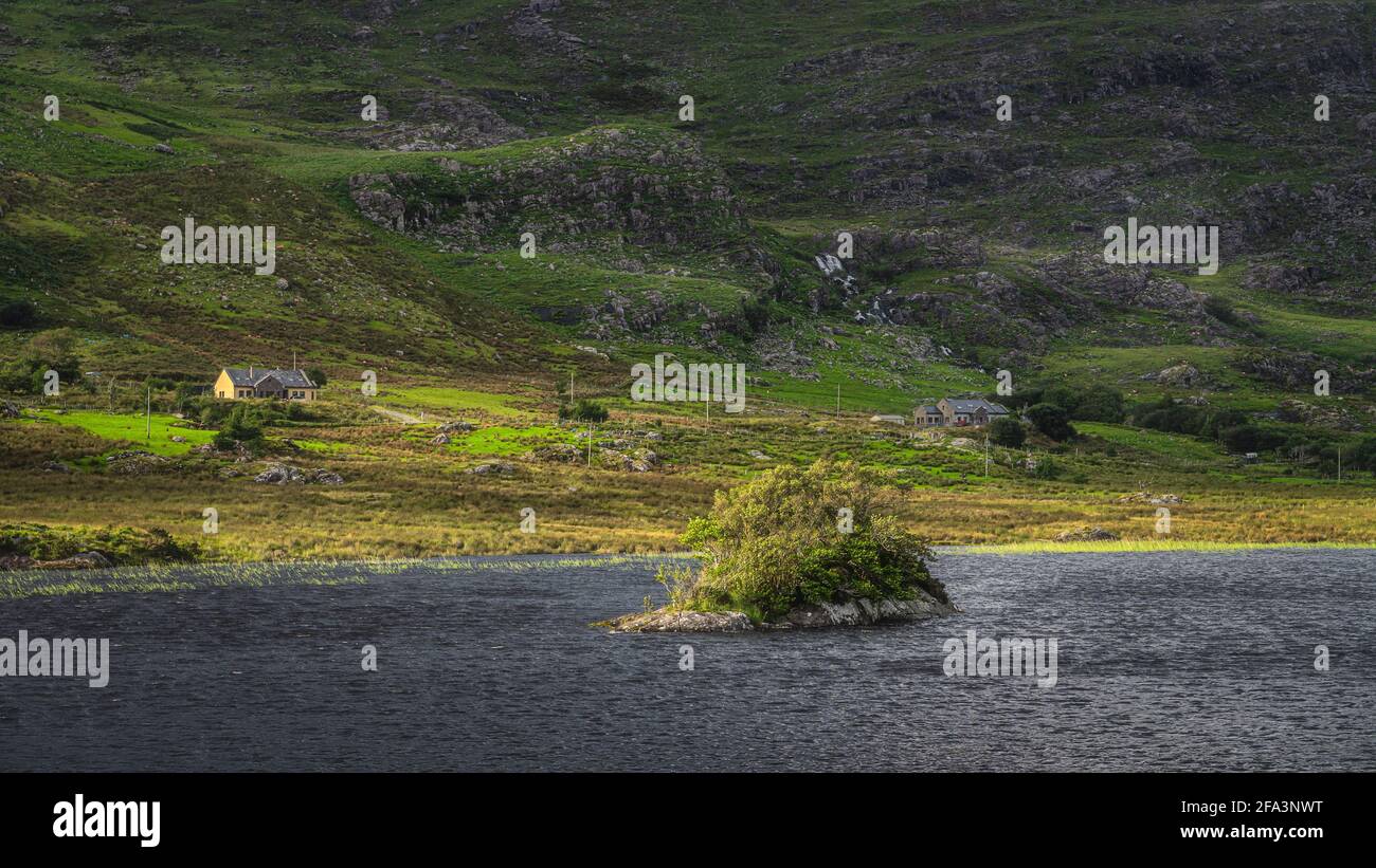 Reeks island hi-res stock photography and images - Alamy