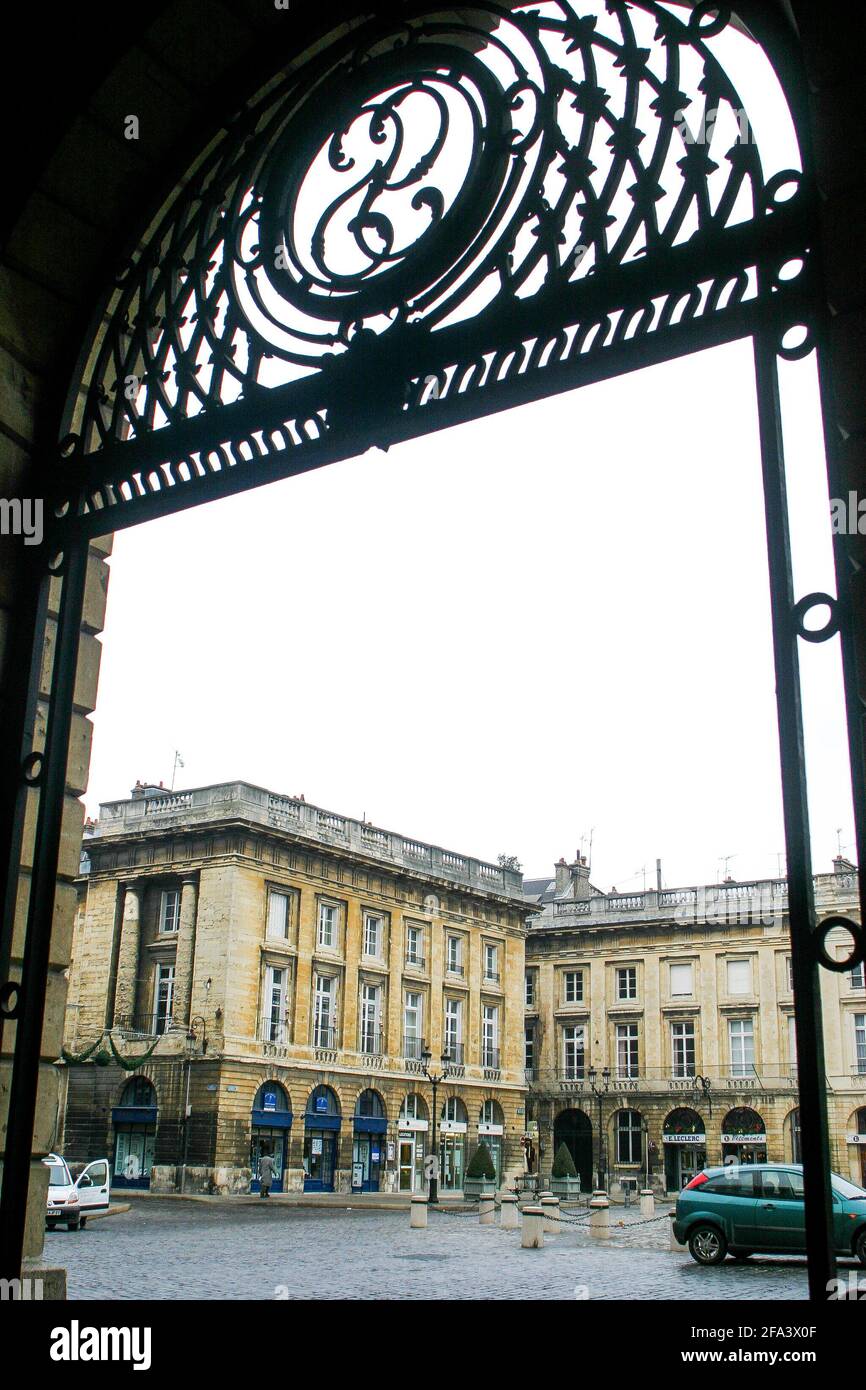 Place Royale - Royal Square, Reims, France Stock Photo - Alamy