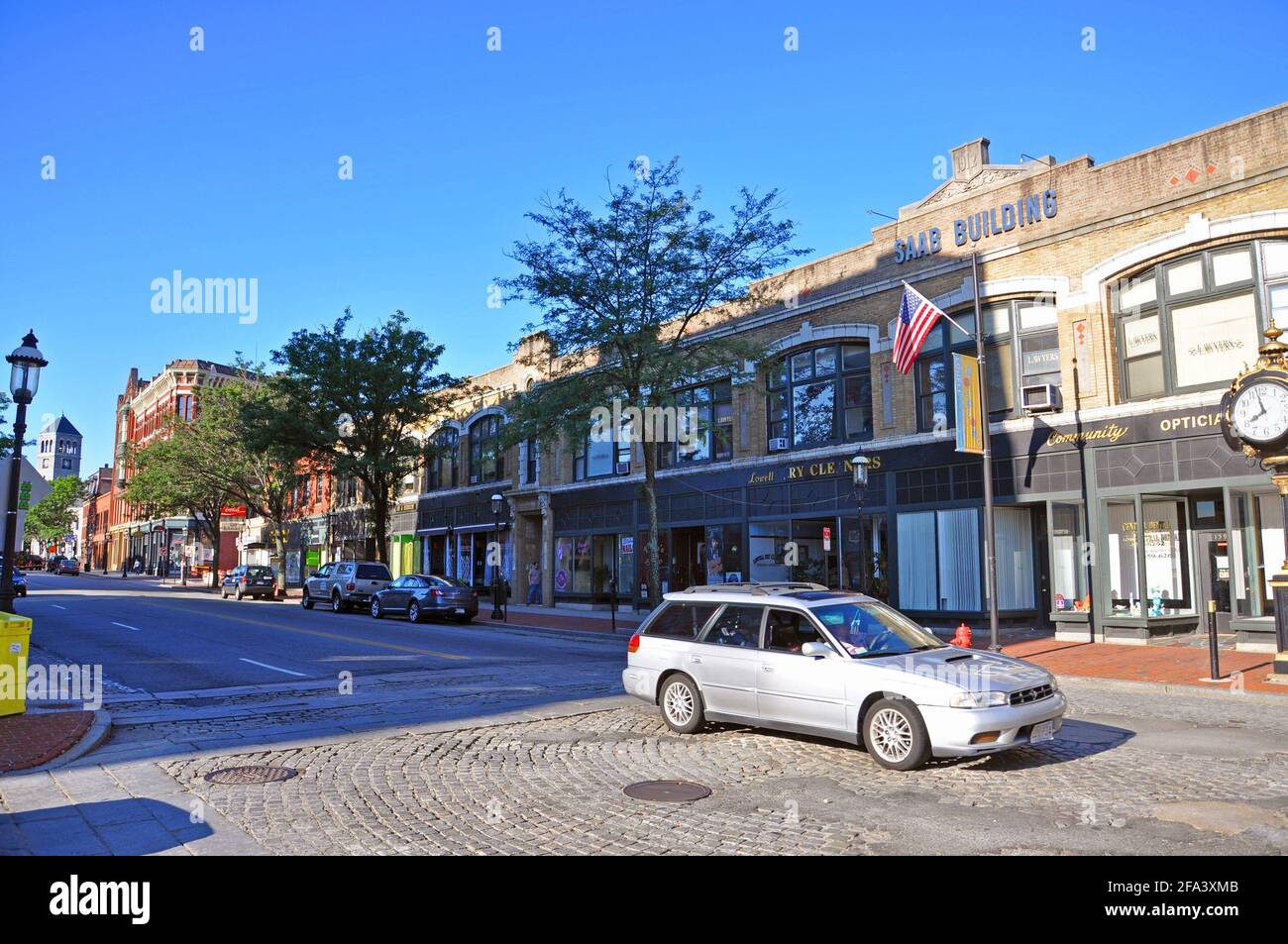 Lowell historic building on Central Street in downtown Lowell ...