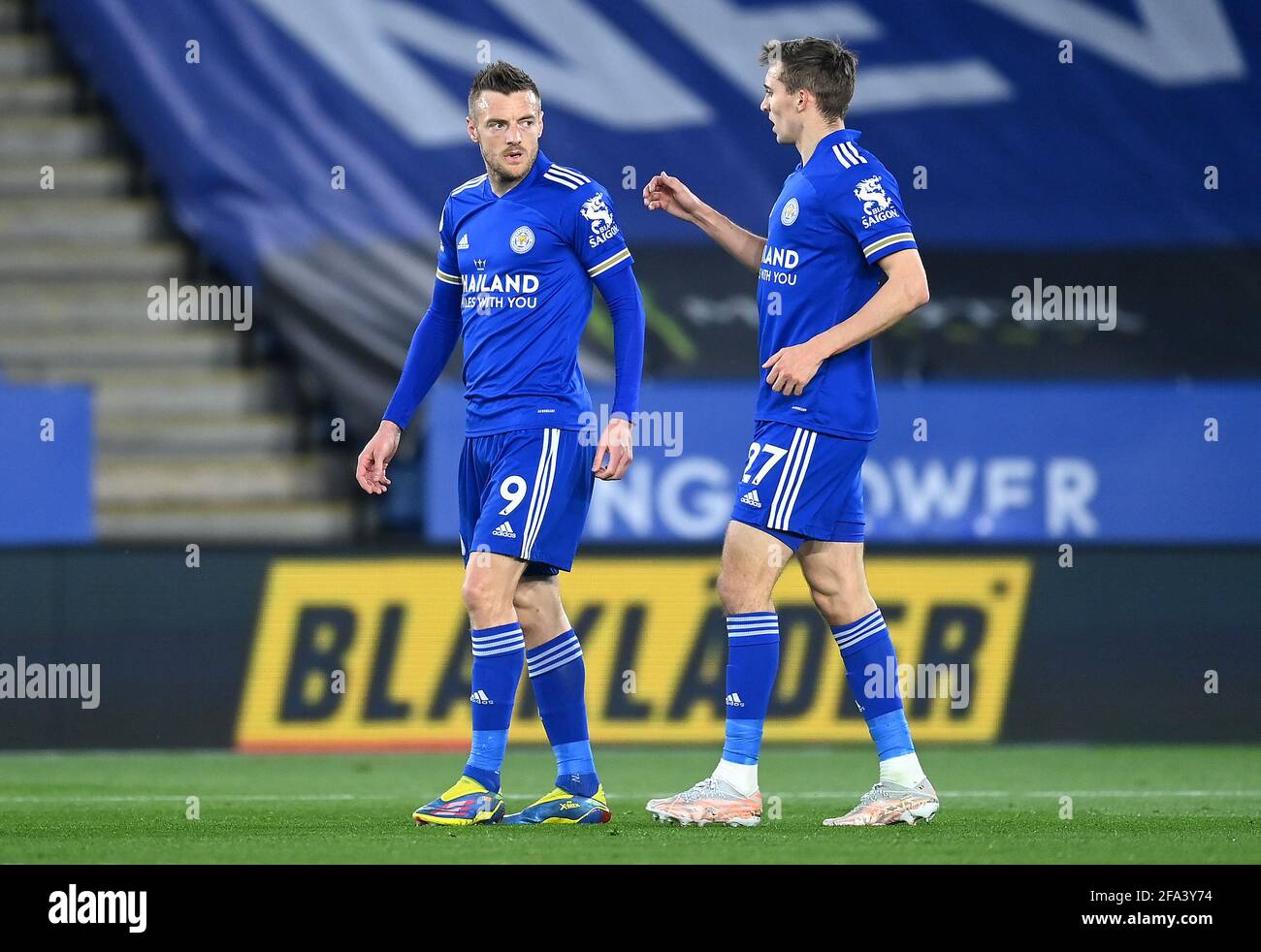 Leicester City's Jamie Vardy (left) celebrates scoring their side's ...
