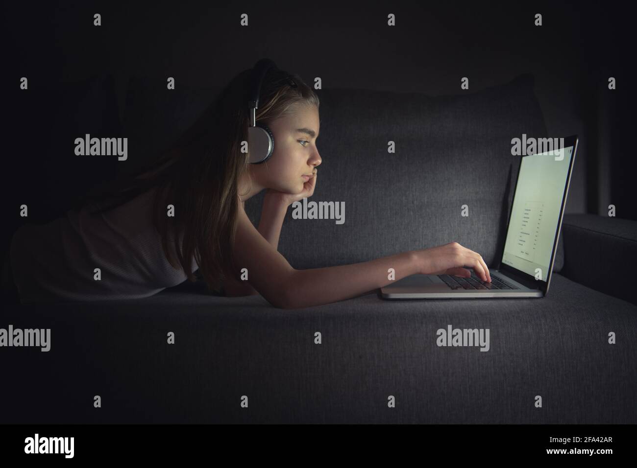 Free tutorial hi-res stock photography and images - Alamy