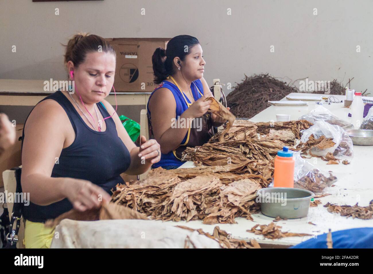 Tobacco factory building hi-res stock photography and images - Alamy