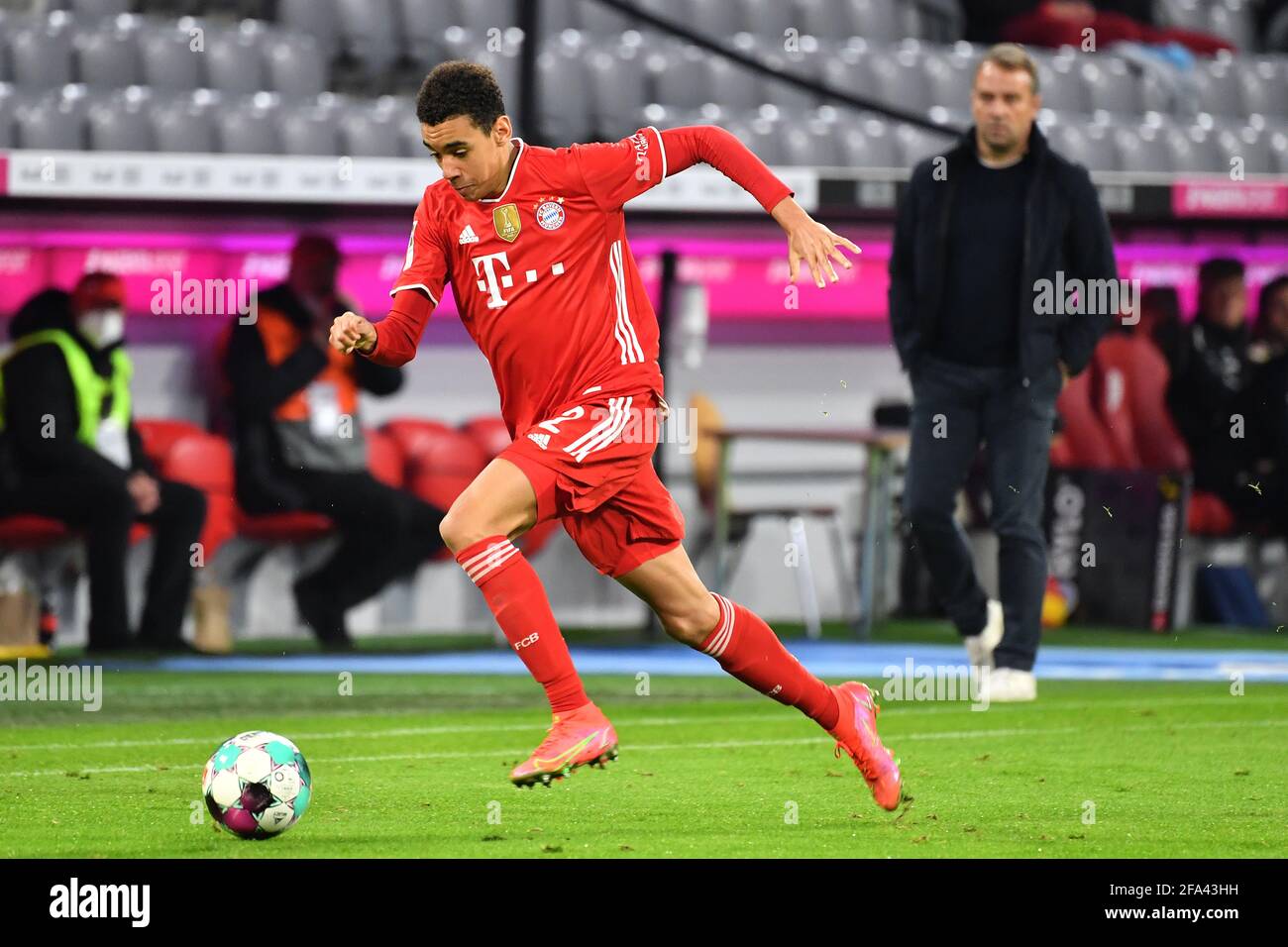 Jamal musiala body hi-res stock photography and images - Alamy