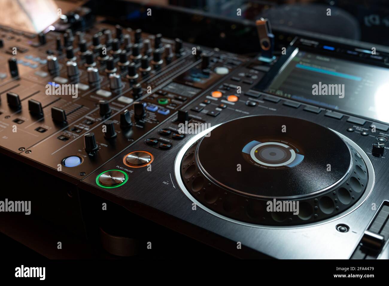 Sound remote mixing console hi-res stock photography and images - Alamy