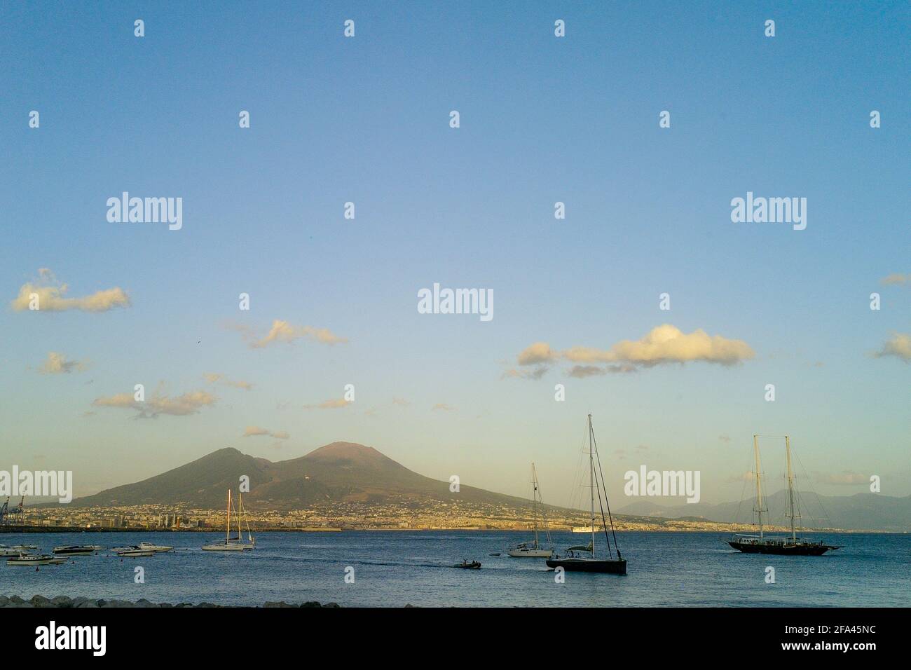 Volcan vesuvius hi-res stock photography and images - Alamy