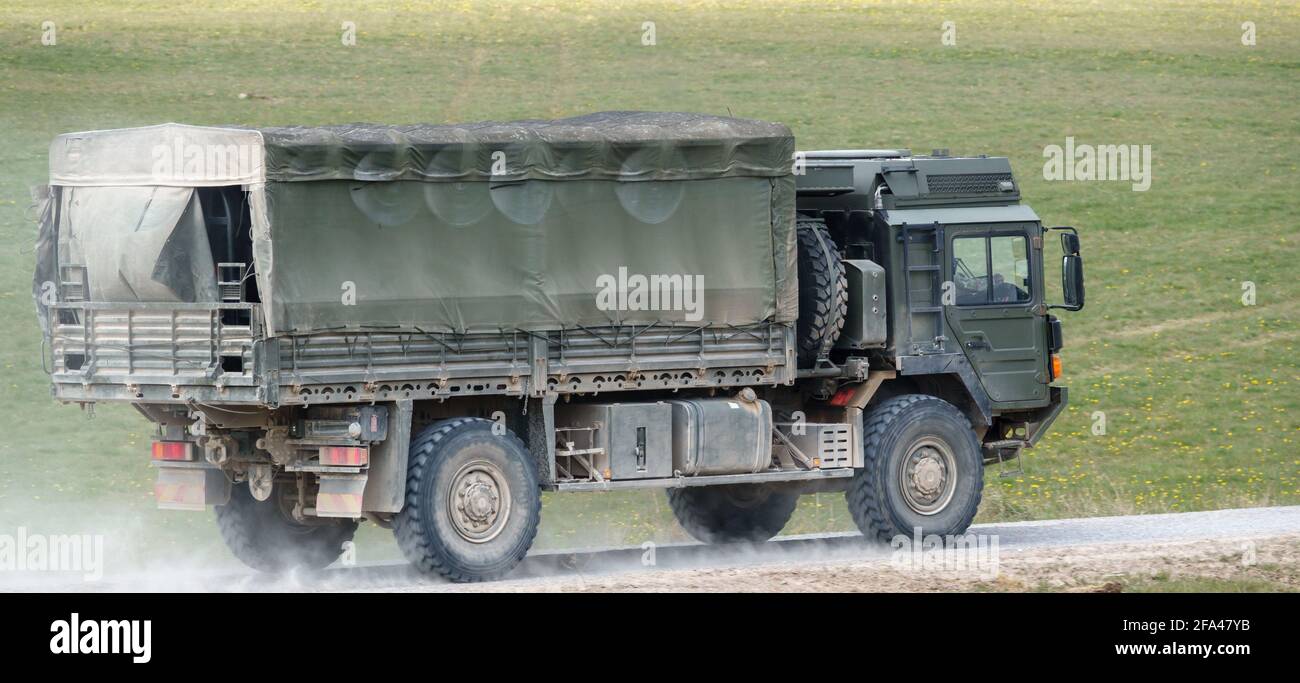 British army M.A.N. 4x4 SV logistics lorry vehicle truck on exercise ...