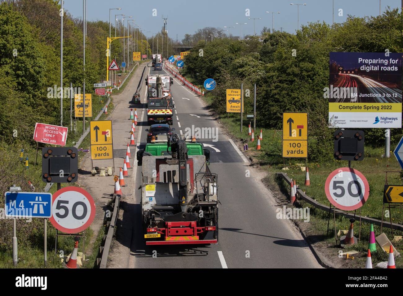 Motorway traffic management system hi-res stock photography and images ...