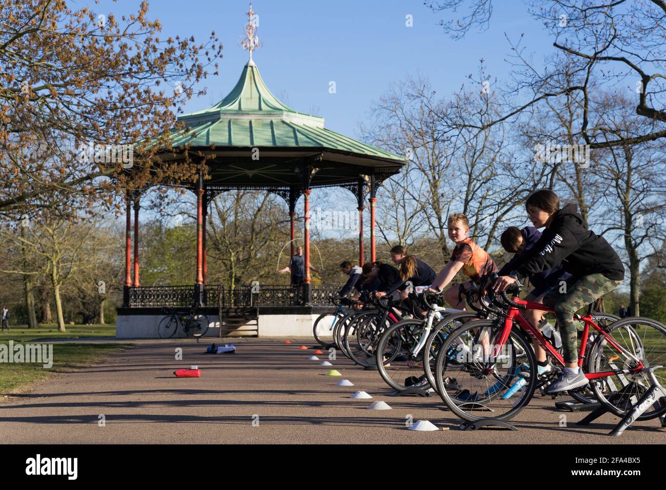 british triathlon training session at London greenwich Park, UK Stock ...