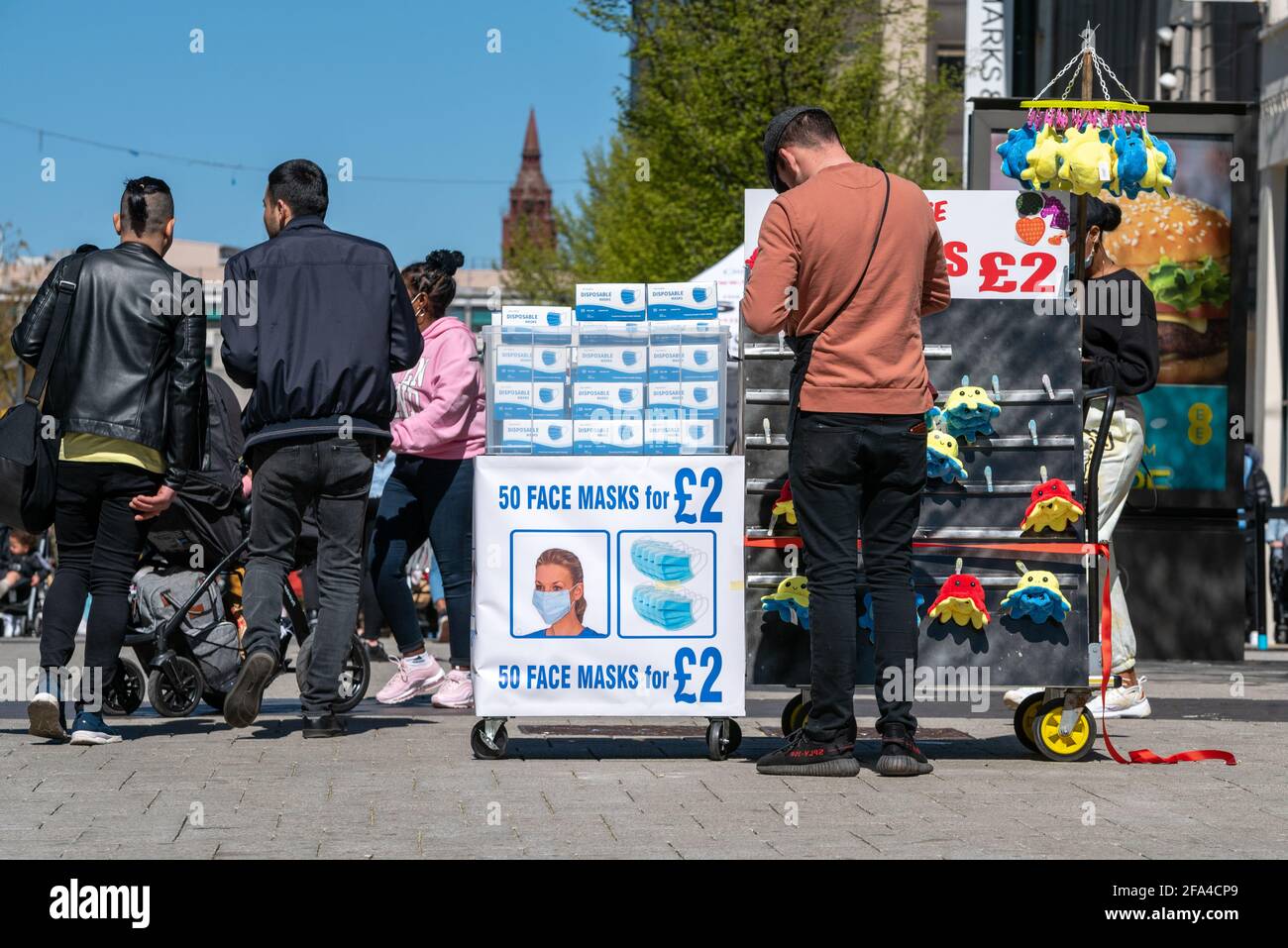 Man Selling Masks High Resolution Stock Photography and Images - Alamy