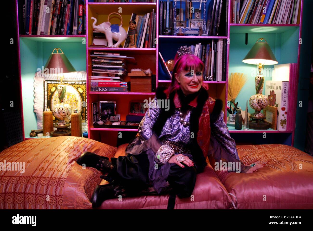 Zandra Rhodes Home High Resolution Stock Photography and Images - Alamy