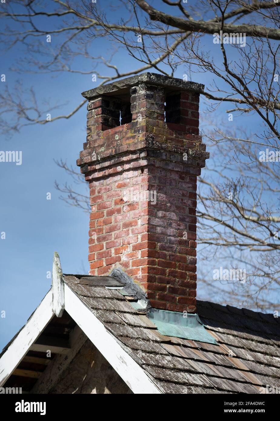 Very old chimney hi-res stock photography and images - Alamy