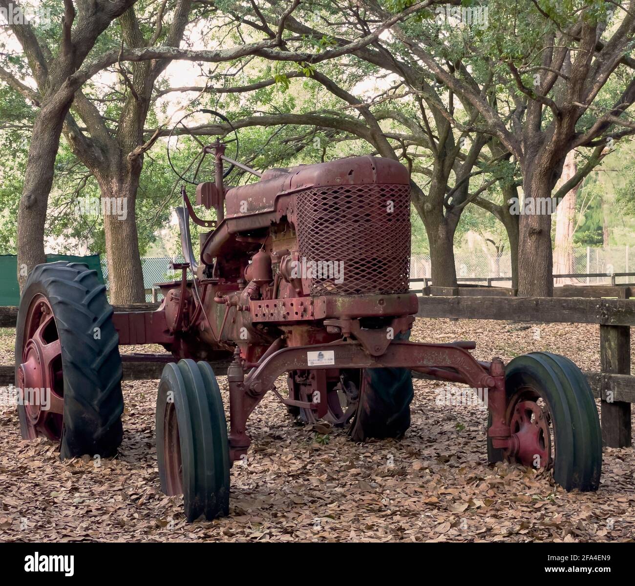 Broken and rusty farm wagon hi-res stock photography and images - Alamy