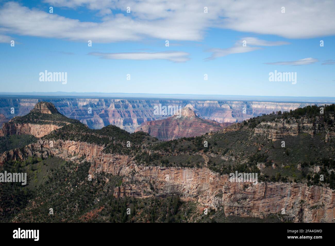 EL RIO COLORADO NACE EN LAS MONTAÑAS ROCALLOSAS Y RECORRE 2333 CRUZANDO ...