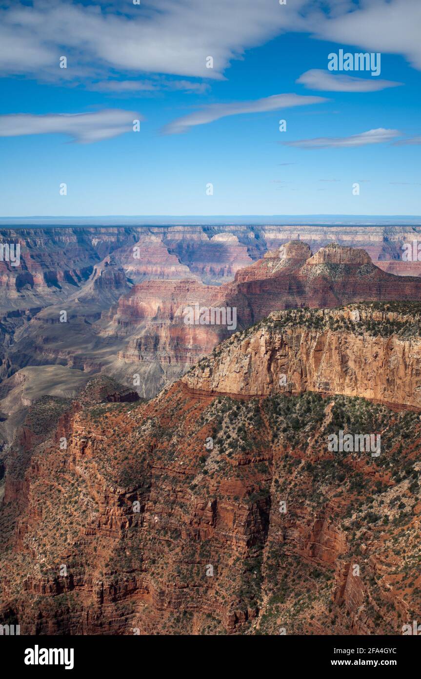 EL RIO COLORADO NACE EN LAS MONTAÑAS ROCALLOSAS Y RECORRE 2333 CRUZANDO ...