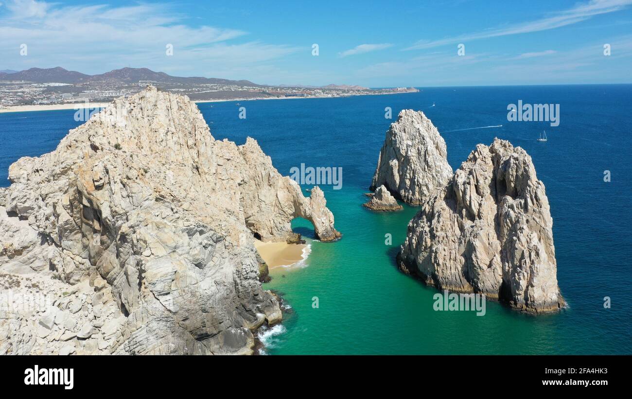 Arch cabo san lucas lovers beach hi-res stock photography and images ...