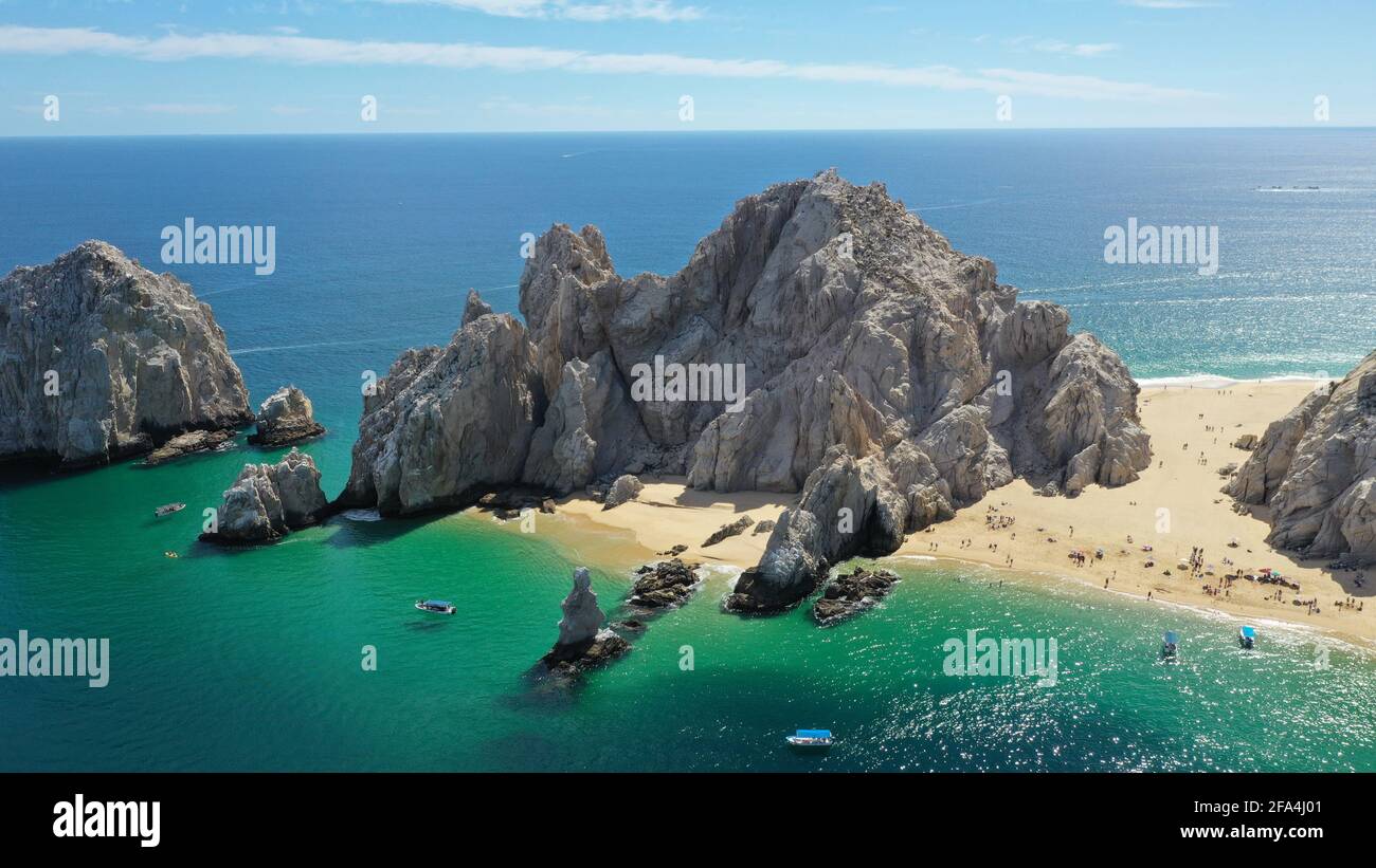 Coastal arch of cabo san lucas, mexico hi-res stock photography and ...