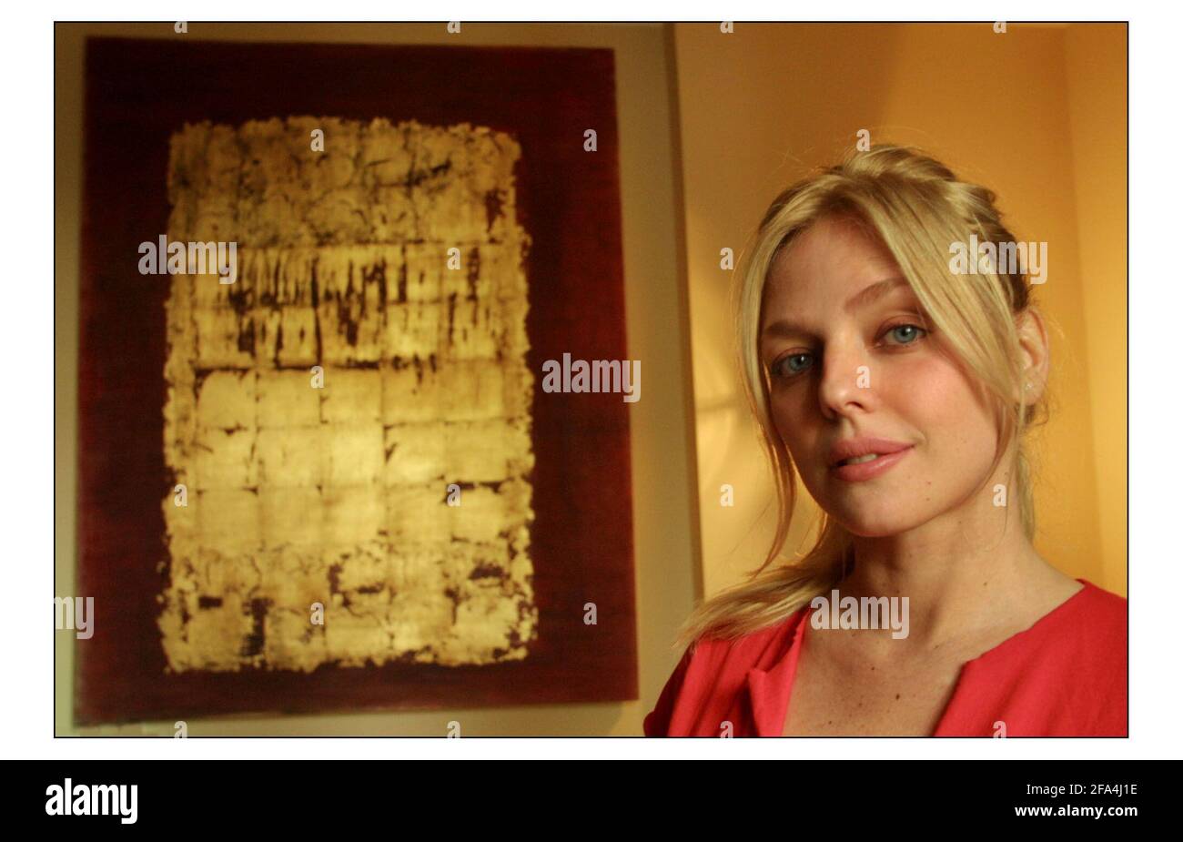 Susan Mizzi.....Artist at home.pic David Sandison 26/2/2003 Stock Photo ...