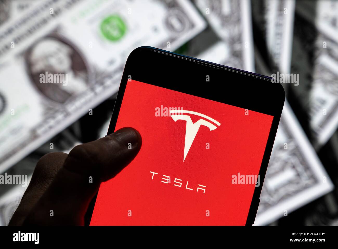 Tesla icon hi-res stock photography and images - Alamy