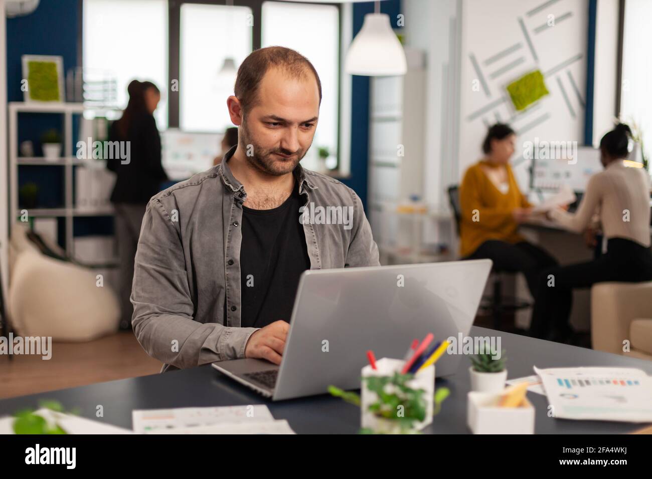 Diverse typing hi-res stock photography and images - Alamy