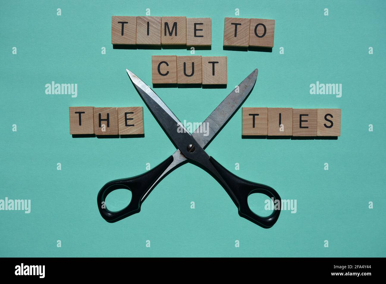 Line ties hi-res stock photography and images - Alamy