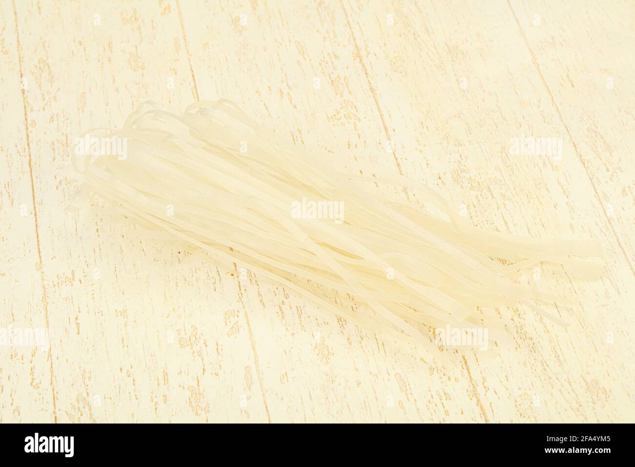 Dry rice noodle ready for cooking Stock Photo - Alamy