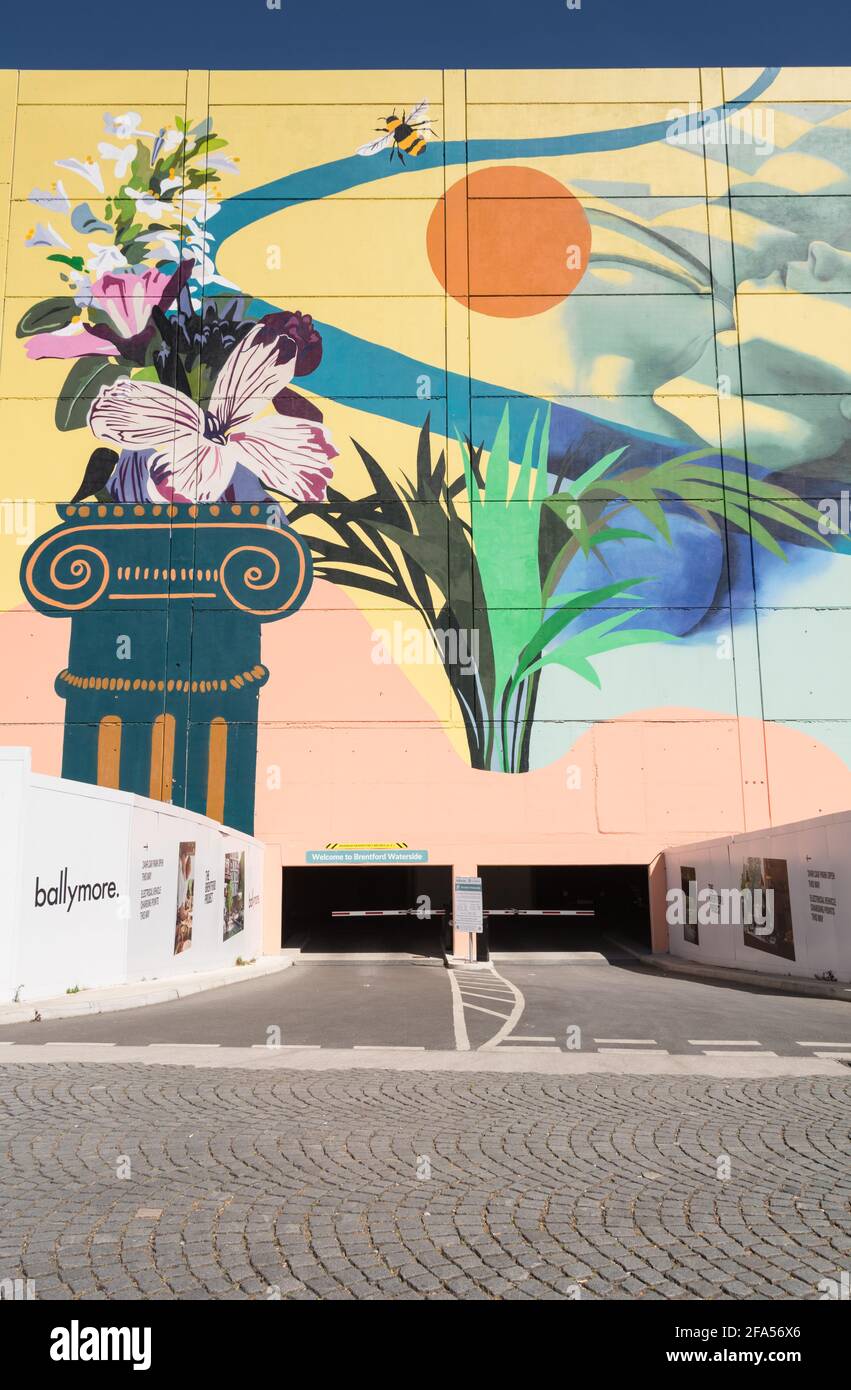 Ballymore's nine-story car park and giant mural by Hixxy, on Dock Road ...