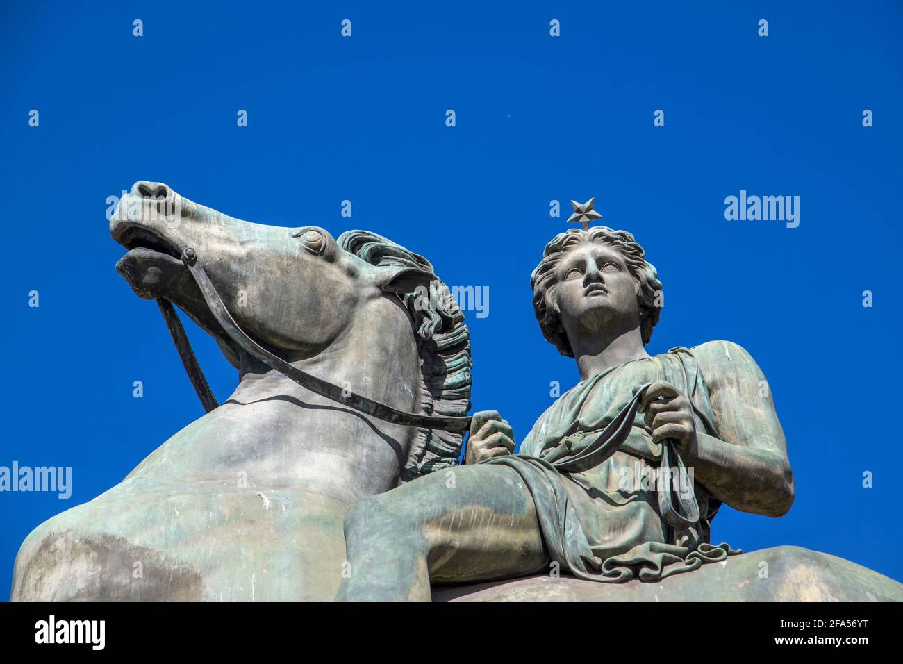 Dioscuri on horse hi-res stock photography and images - Alamy