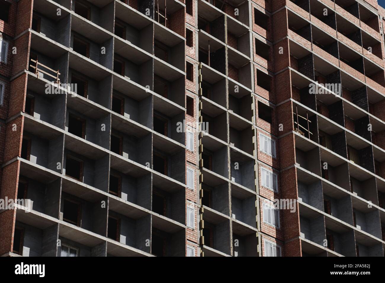 Unfinished cement building on a construction site Stock Photo - Alamy