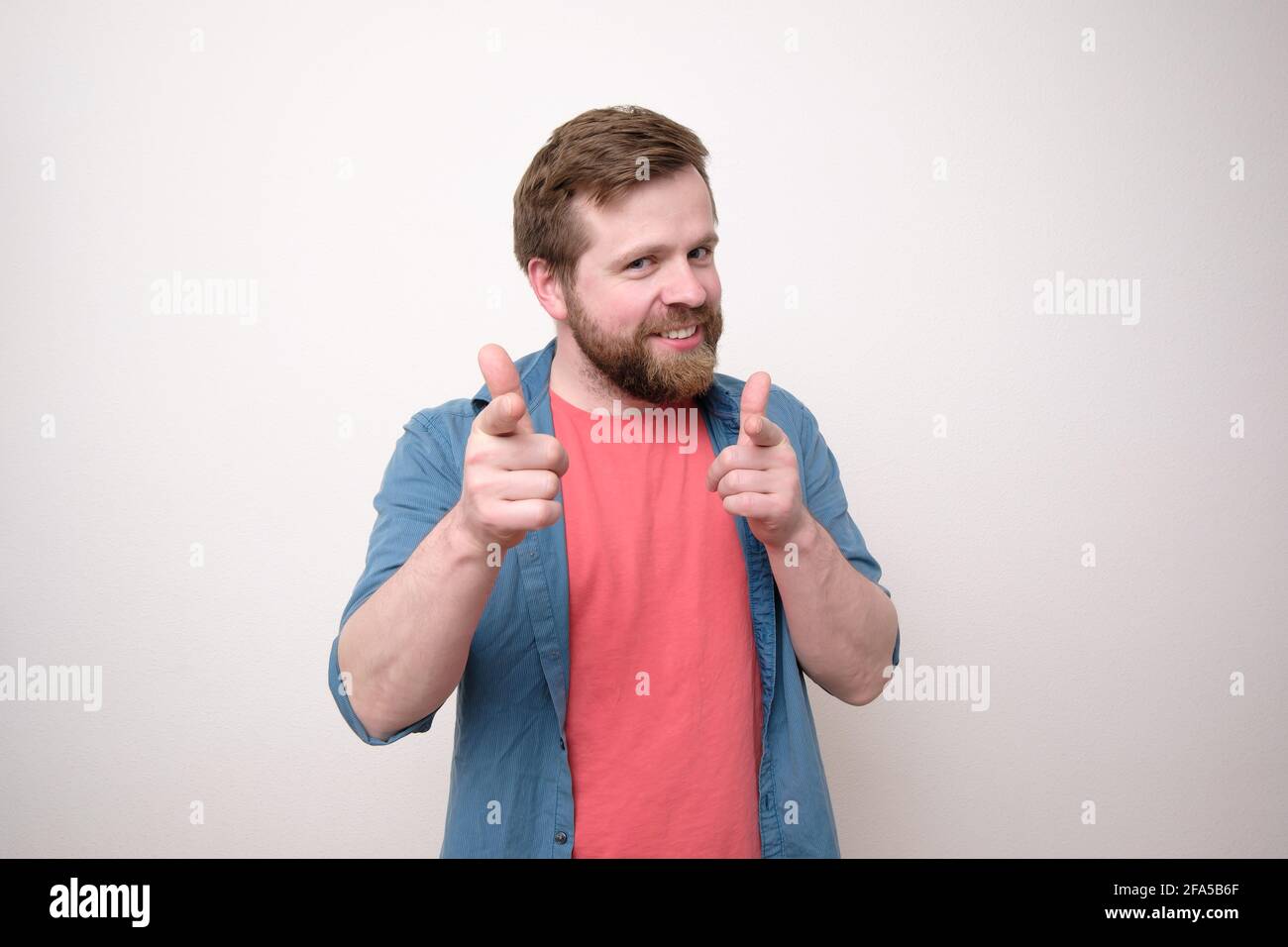 Accusingly hi-res stock photography and images - Alamy