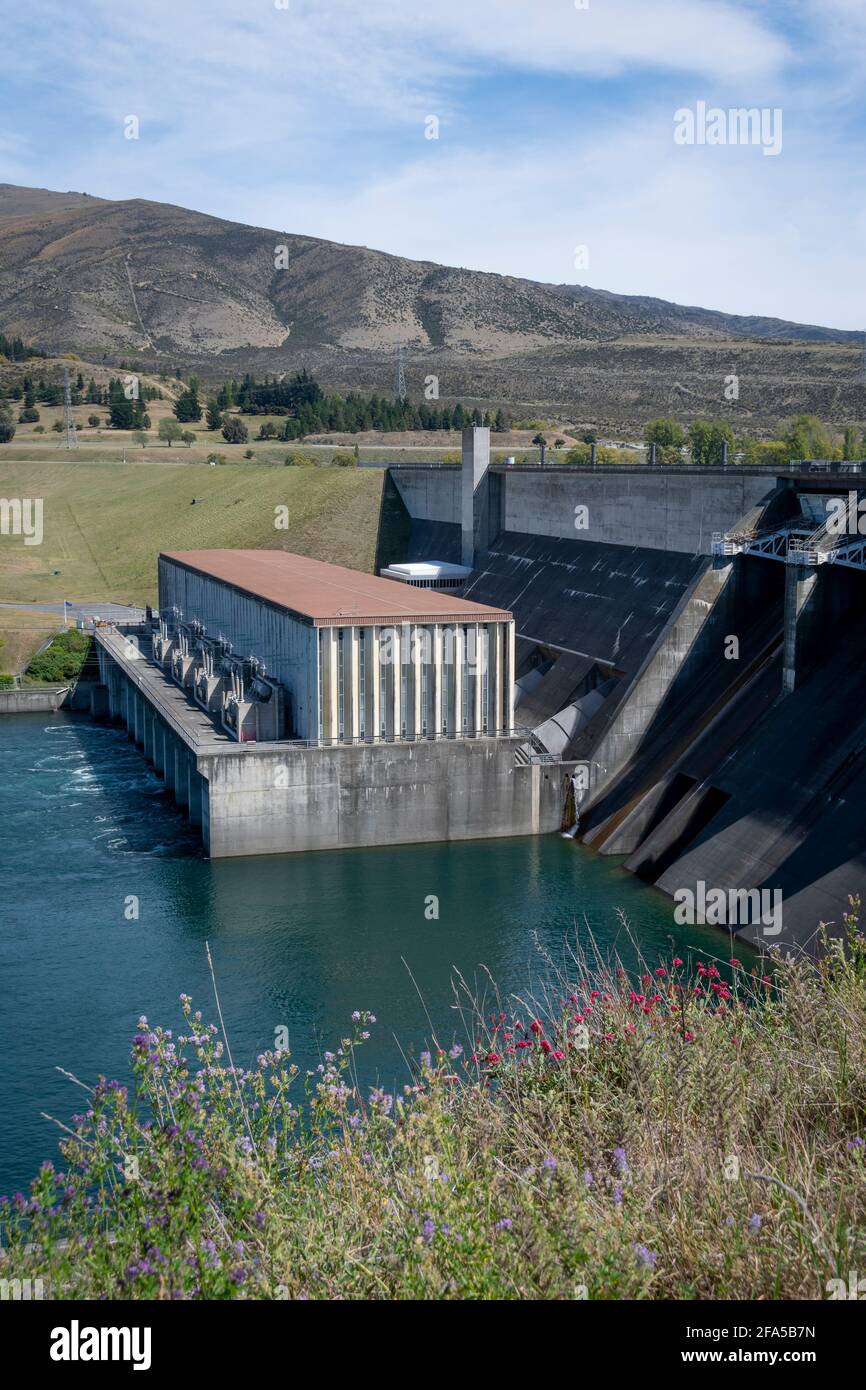 Aviemore Hydro Station and dam, Lake Aviemore, Waitaki Valley, South ...