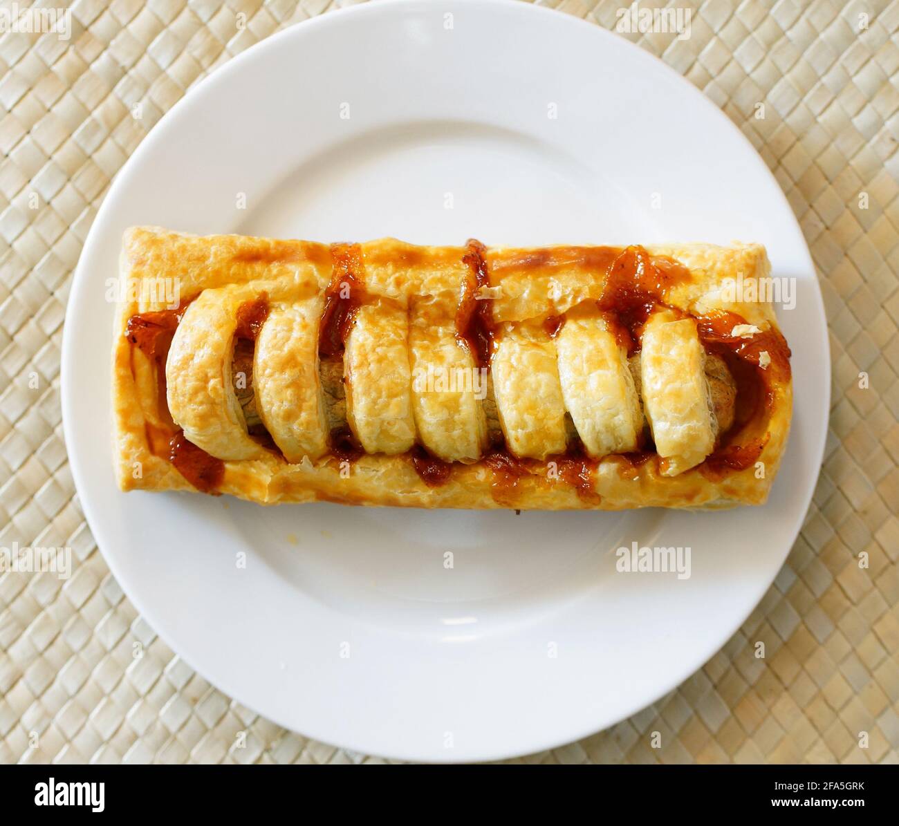 Frikandel hi-res stock photography and images - Alamy