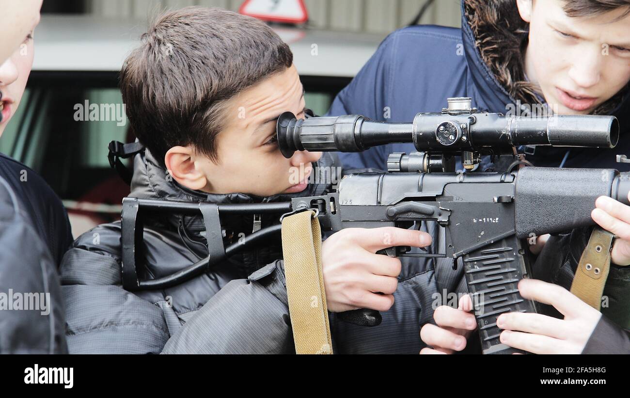 Real handgun hi-res stock photography and images - Alamy