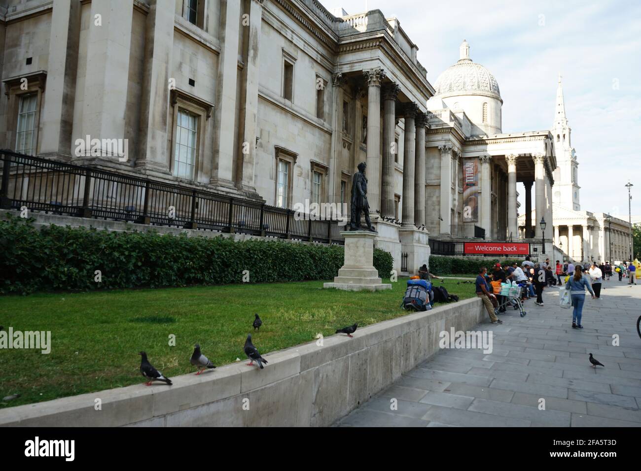 The Pall Mall at Trafalgar Square with a statue of James 11 on the left ...