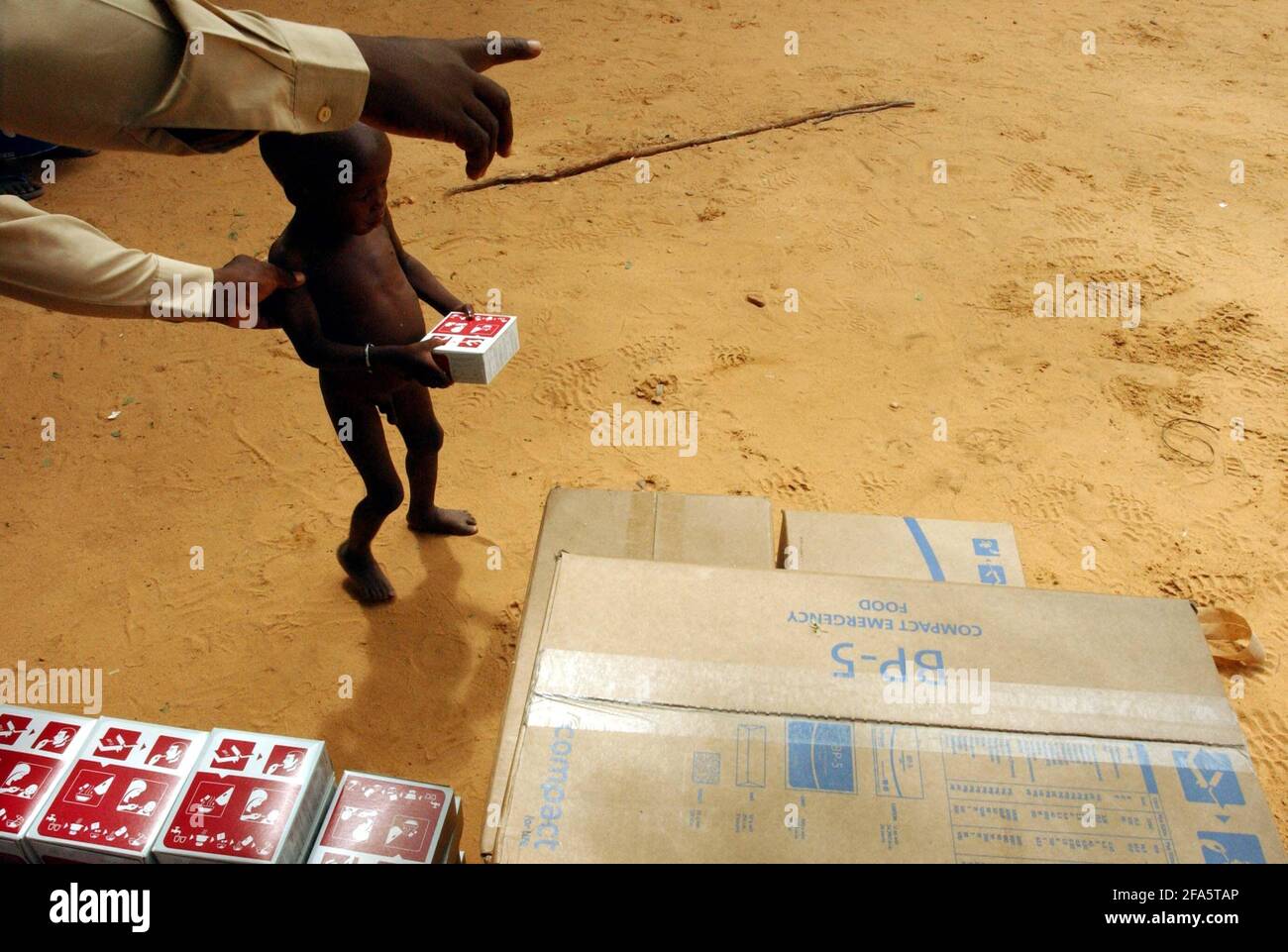 Emergency rations hi-res stock photography and images - Alamy