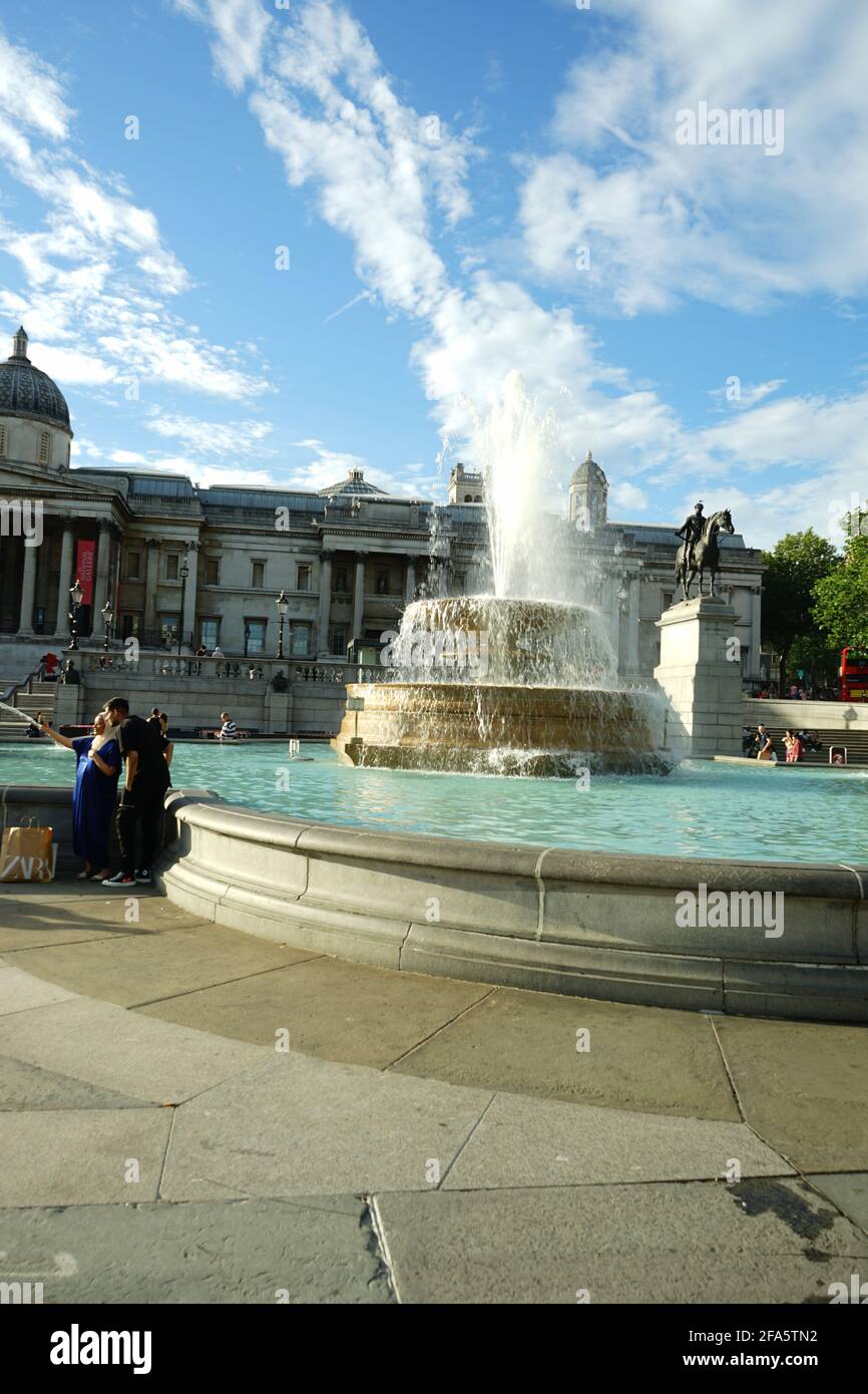 The fountain at Trafalgar Square in London, England, U.K Stock Photo ...
