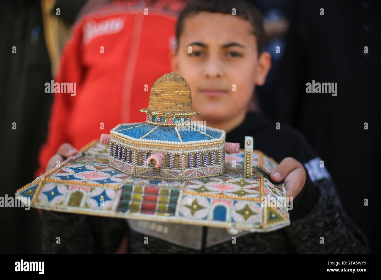 Deir al-Balah, The Gaza Strip, Palestine. 23rd Apr, 2021. Palestinians ...
