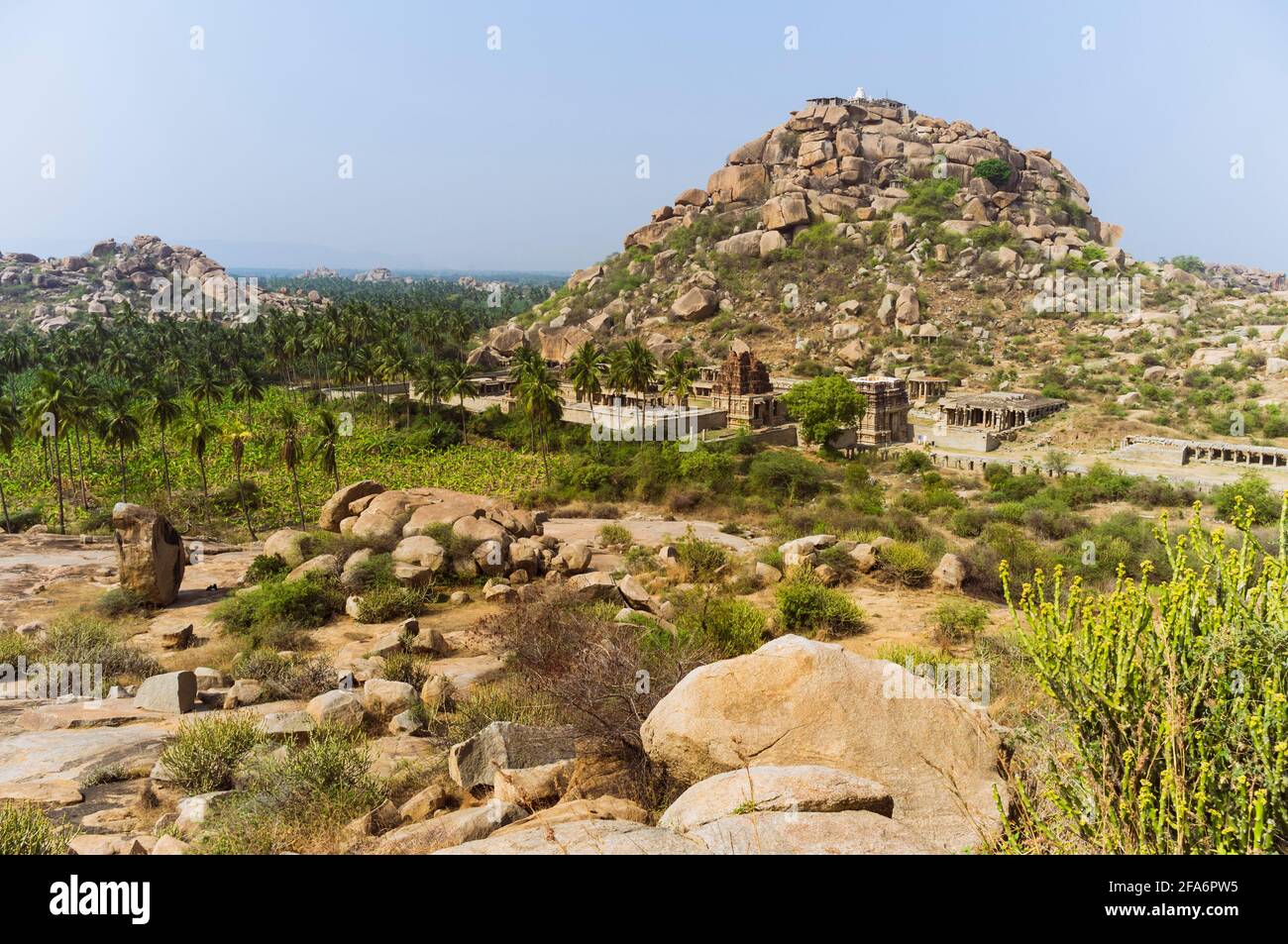 Hampi, Karnataka, India: Ruins of the 16th century Achyutaraya Temple ...