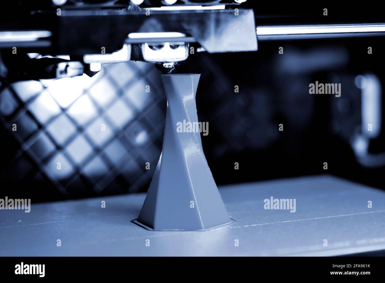 3d triangular model hi-res stock photography and images - Alamy
