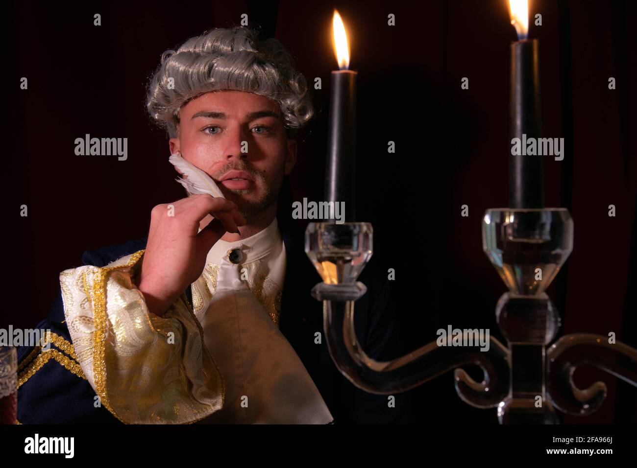 Regency costume hi-res stock photography and images - Alamy