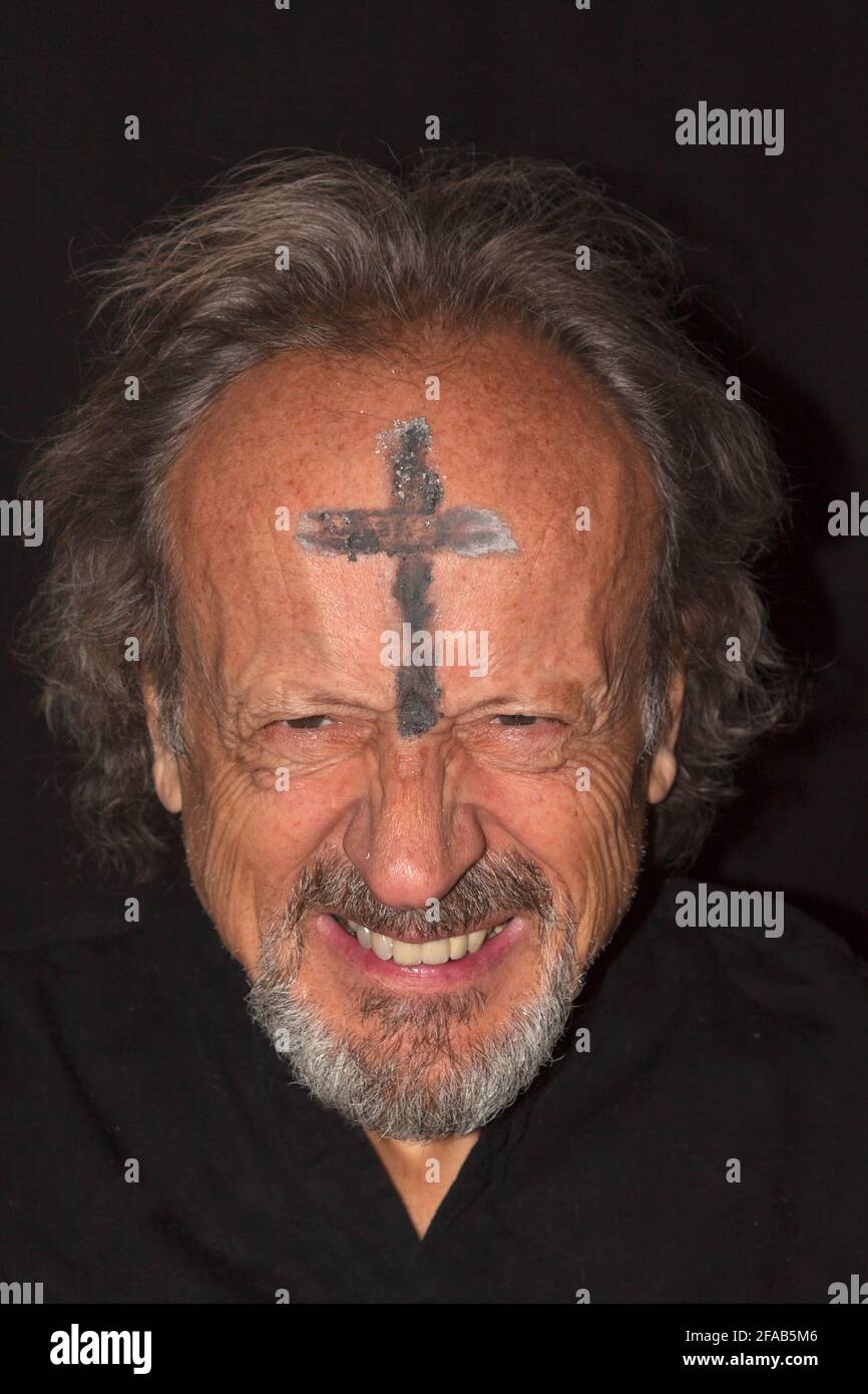 Fanatical catholic hi-res stock photography and images - Alamy