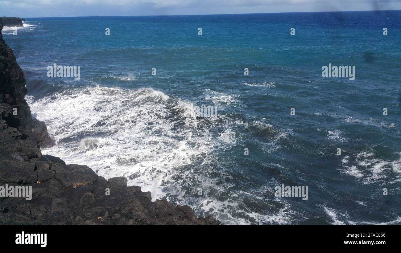 Mesmerizing view water splashing hi-res stock photography and images - Alamy