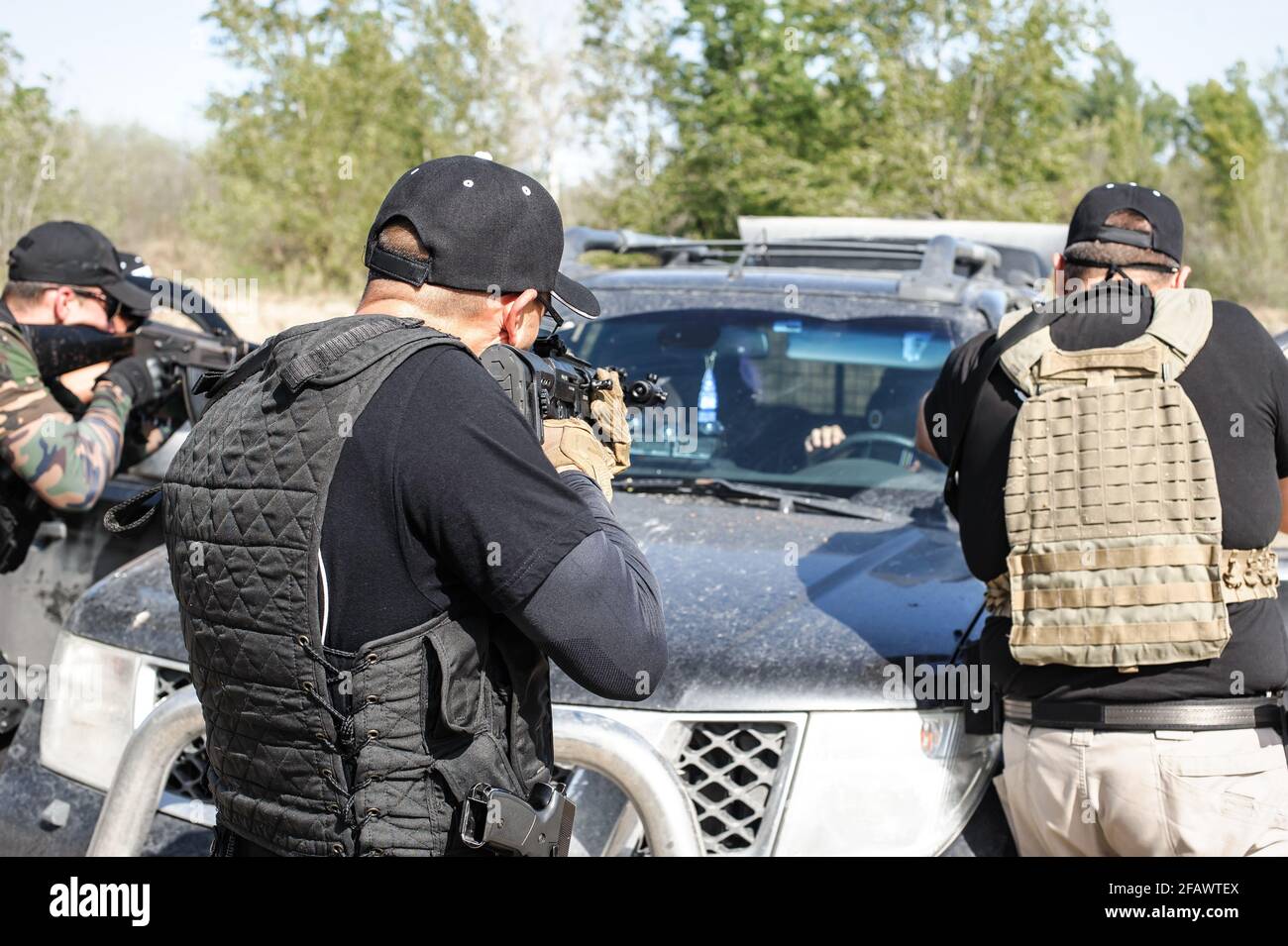 Anti-Terrorist unit exercise. Securing vehicles and rescuing hostages ...