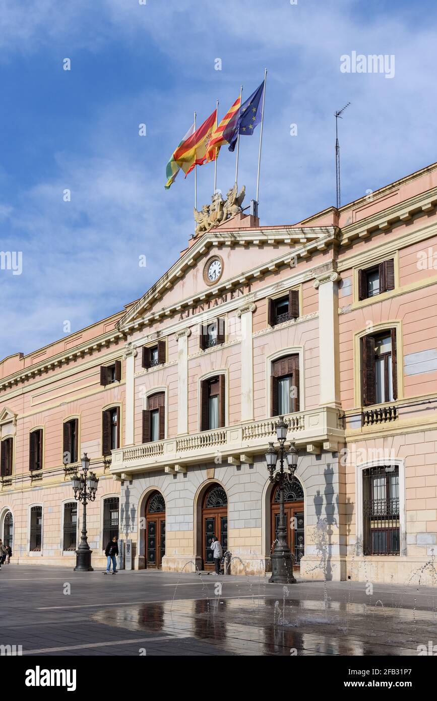 Institutional architecture hi-res stock photography and images - Alamy