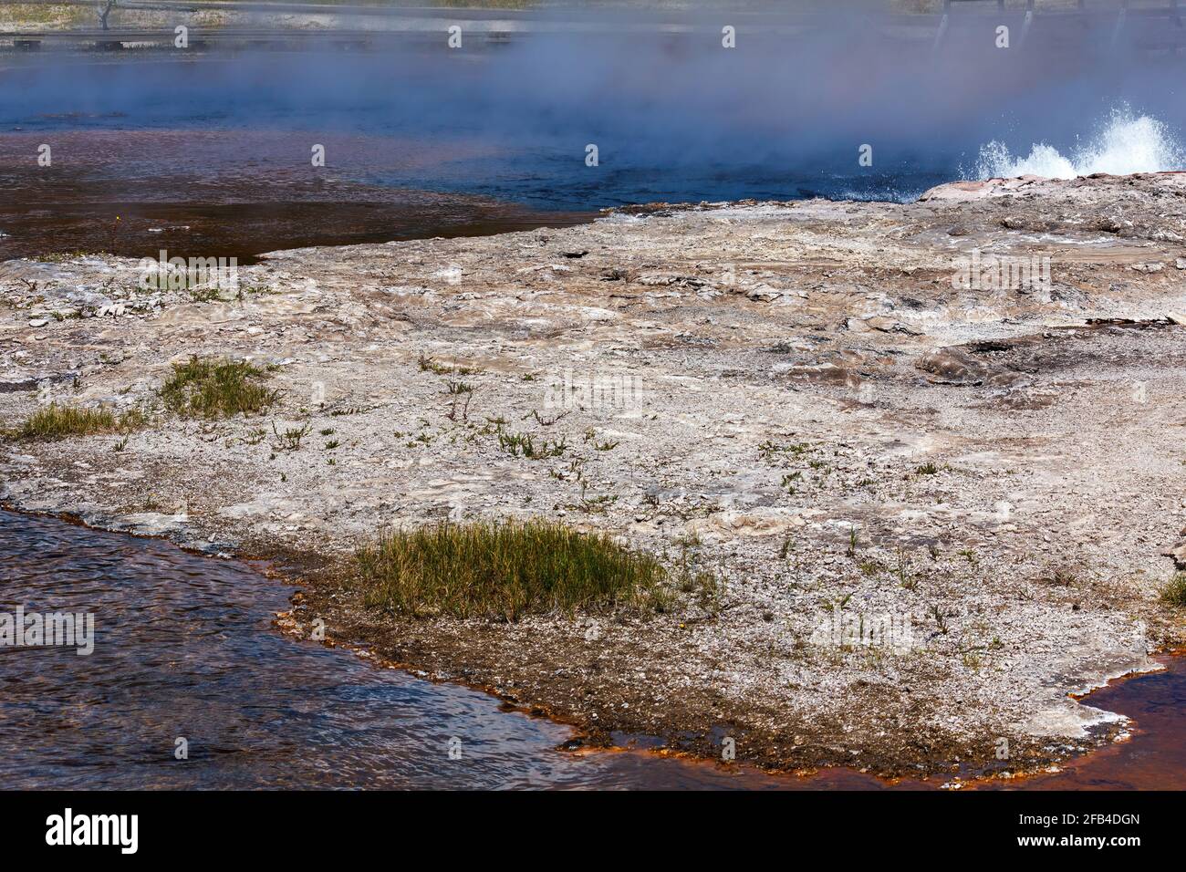 Yellowstone super volcano erupting hi-res stock photography and images ...