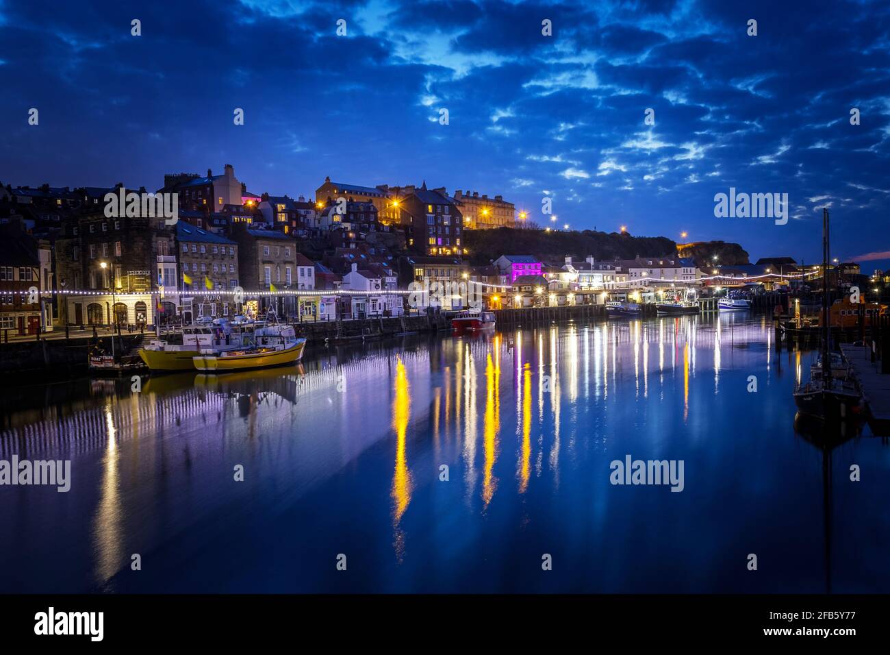 Whitby landscape hi-res stock photography and images - Alamy