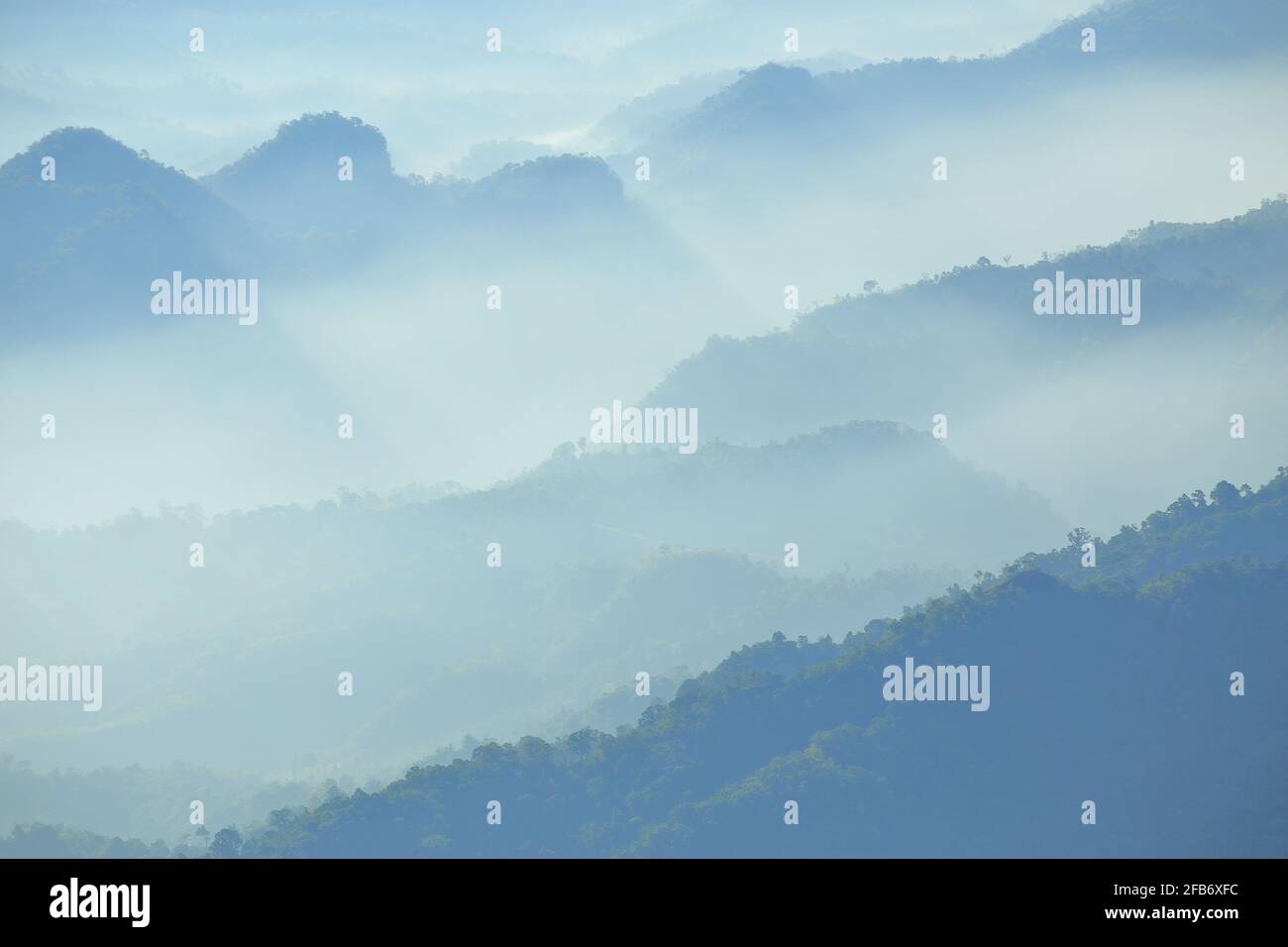 Mountain range in the morning Have beautiful light Stock Photo - Alamy