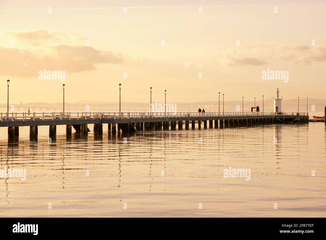 River jetty hi-res stock photography and images - Alamy