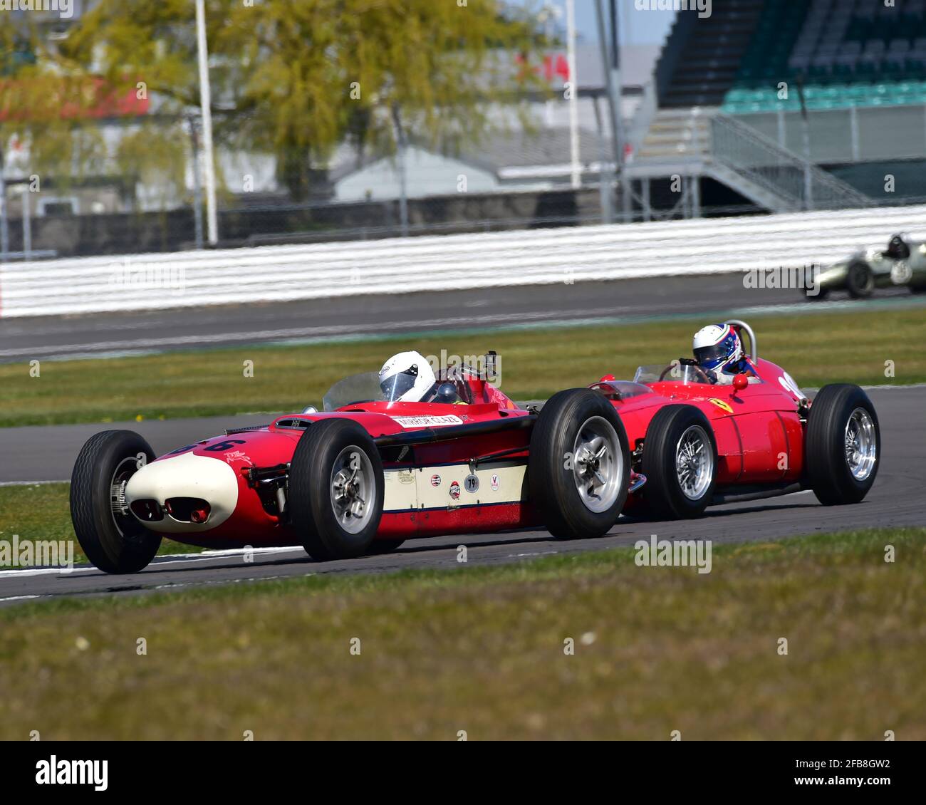 Dicing for the lead, Frederick Harper, Kurtis Indy-Roadster, Richard ...