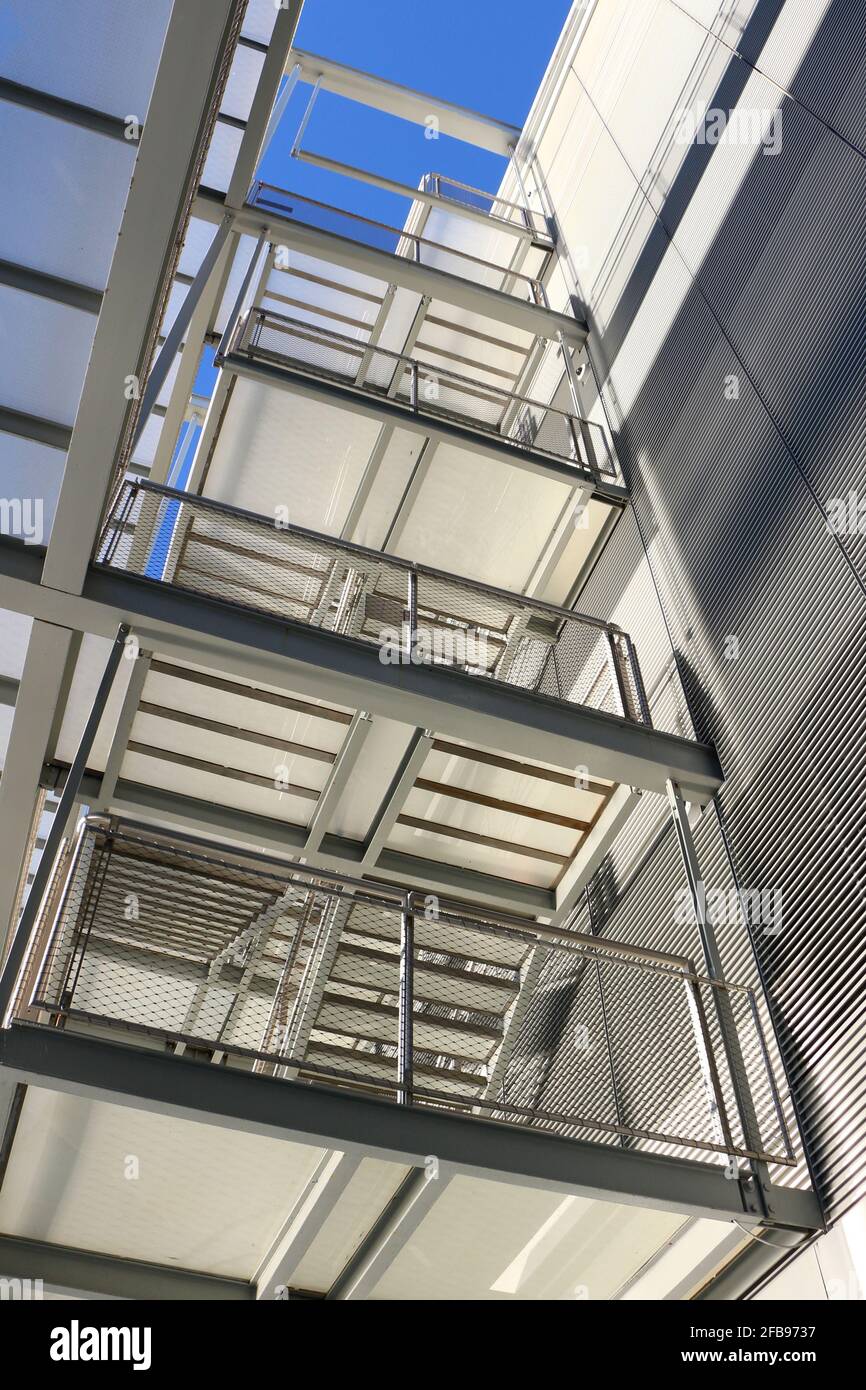 Renzo piano steps hi-res stock photography and images - Alamy